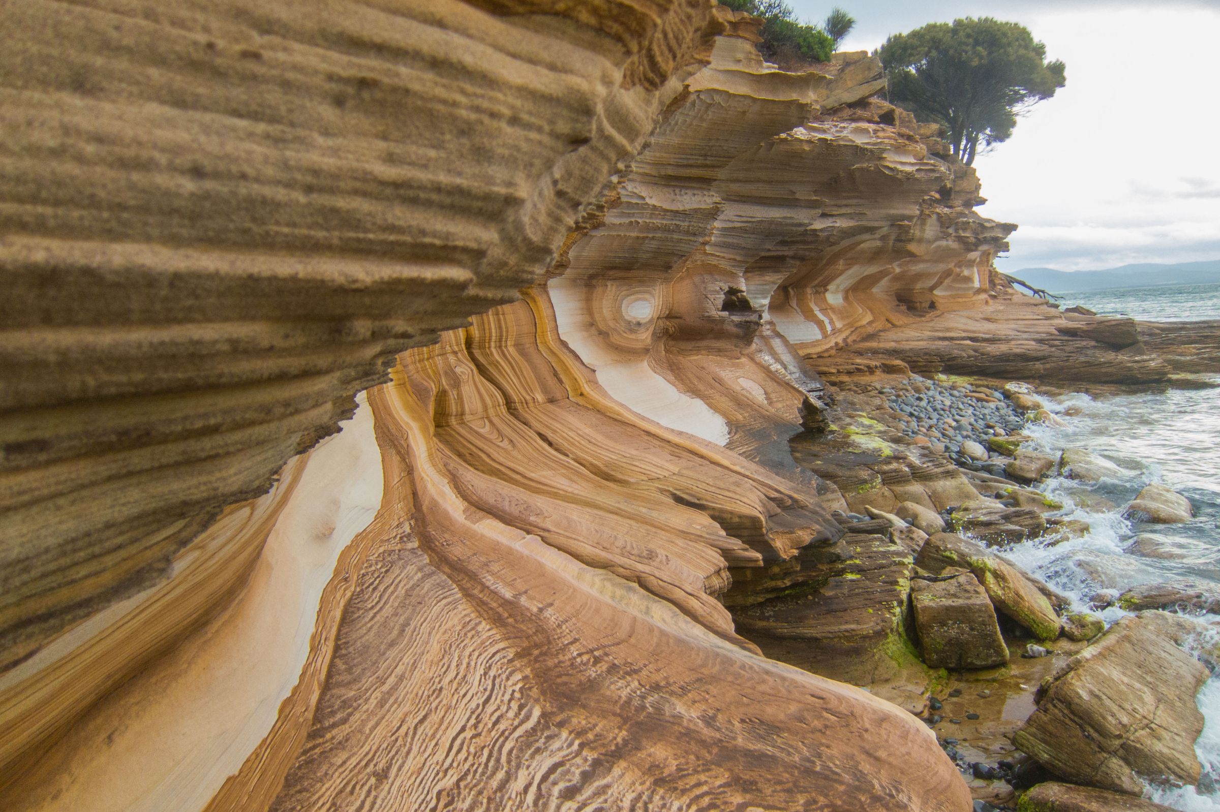 The Breathtaking Painted Cliffs on Maria Island | Best Time 2 Visit ...