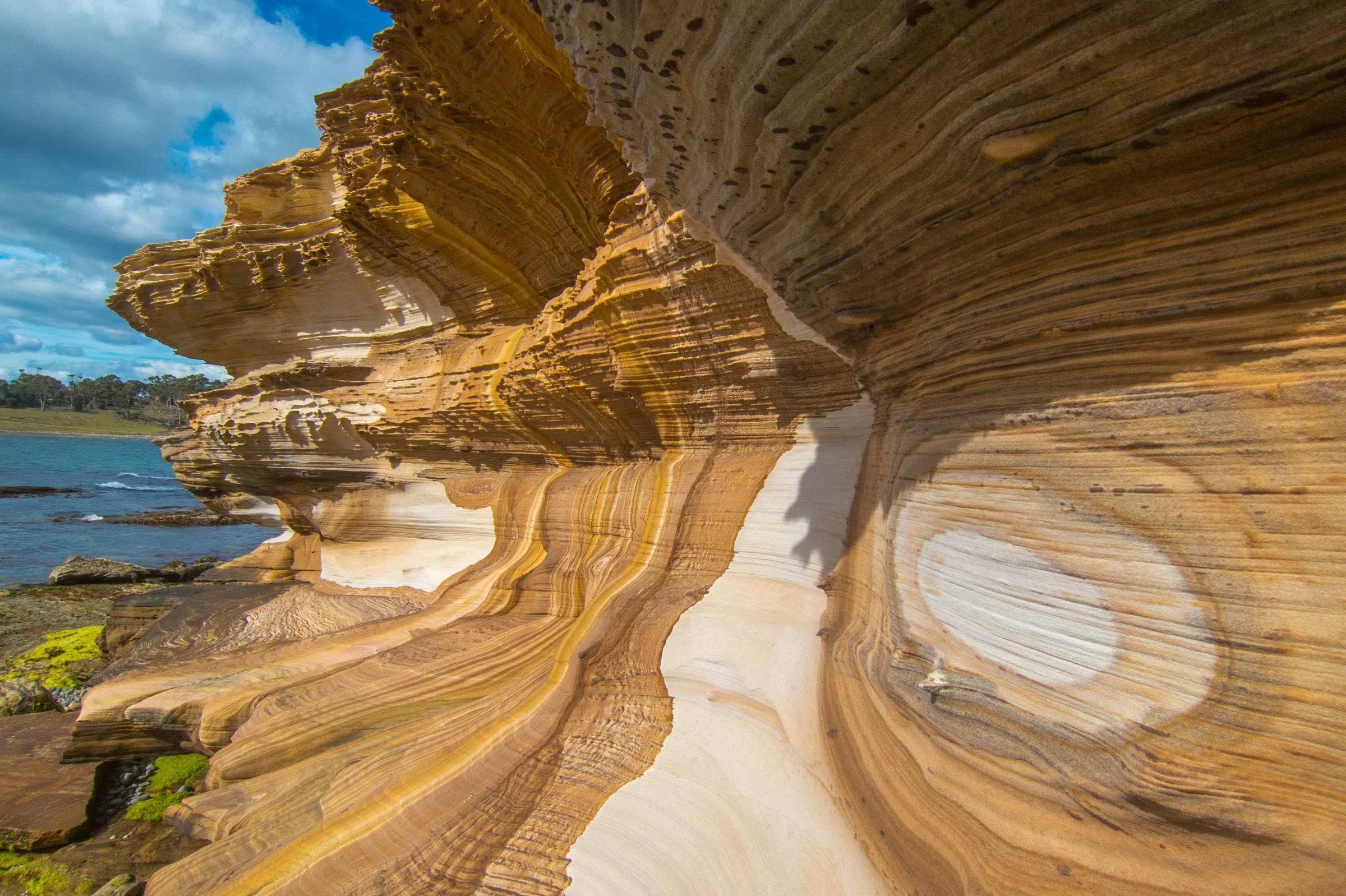 The Breathtaking Painted Cliffs on Maria Island | Best Time 2 Visit ...